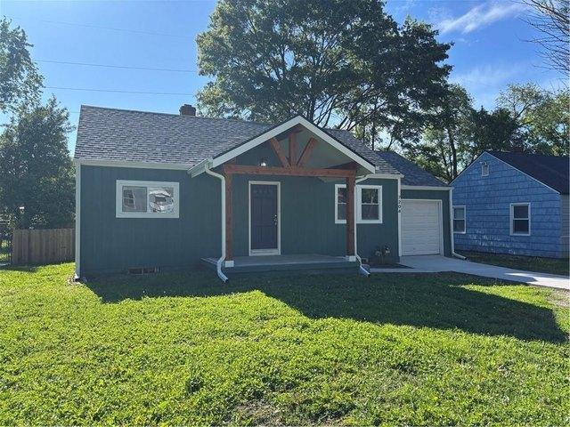 7204 Forest Ave, Kansas City, MO 64131