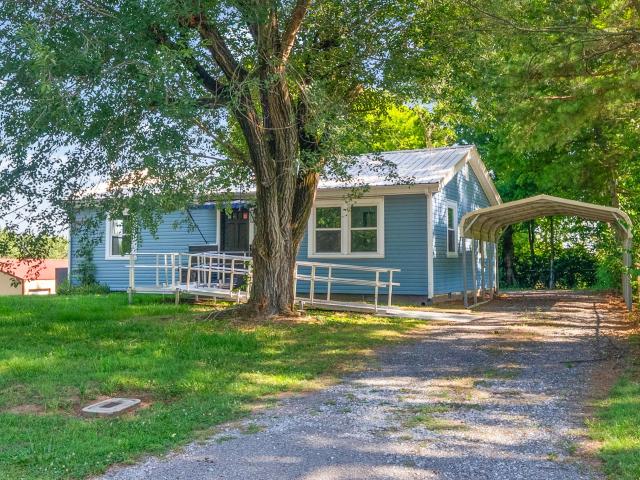 7204 Highway 76 W
