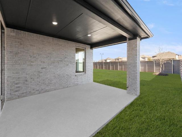 7204 Indian Paintbrush Ln, Aubrey, TX 76227 | MLS #21115