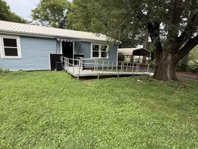 7204 TN 76, Adams, TN 37010
