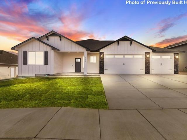 7204 W 31st Pl, Kennewick, WA 99338