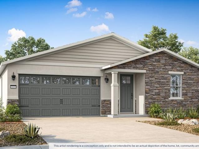 7204 W Nicholas Ave, Visalia, CA 93291