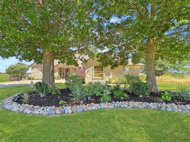 7205 Muirfield Dr, Cleburne, TX 76033
