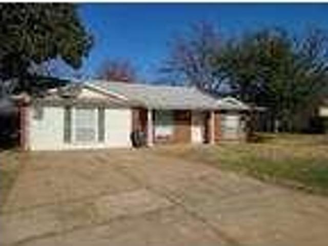 7205 Merry Lane Fort Worth Texas 76112