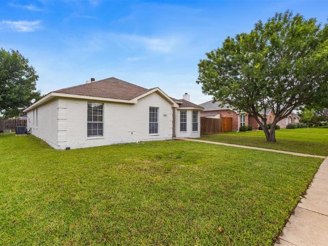 7205 Airline Drive
