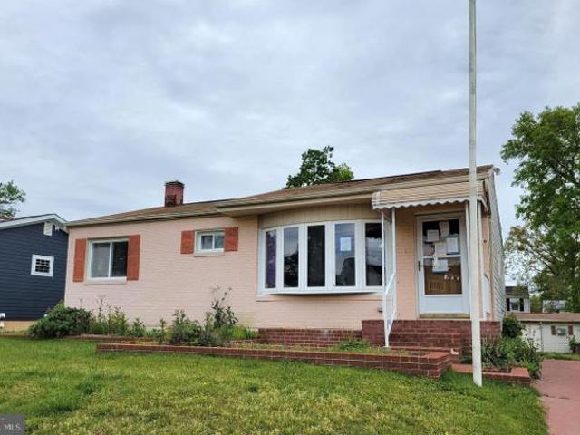 7205 Crown Rd, Glen Burnie, MD 21060