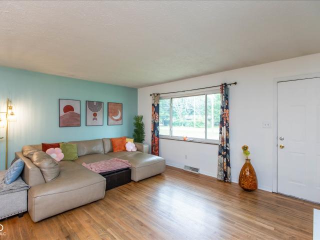 7205 E County Road 200 N