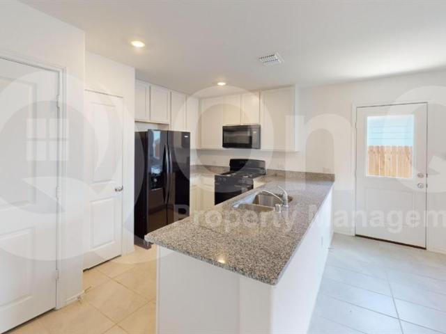 7205 Gray Wolf Lane