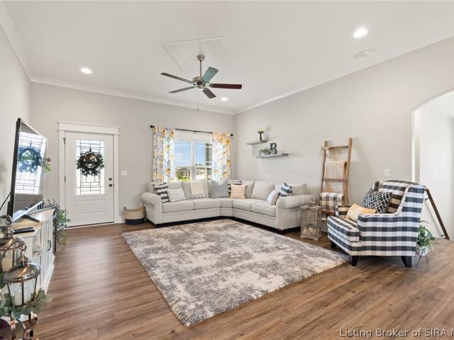 7205 Sunnybrook Court