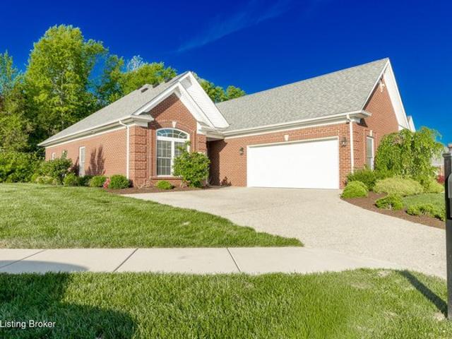 7206 Brett Frazier Dr, Louisville, KY 40291