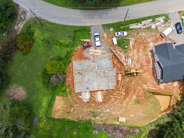 7206 Cox Pike