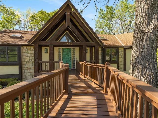 7206 Larson Ave, Kansas City, MO 64133 | MLS #2613 | Compass