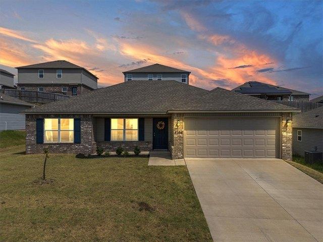 7206 SW Chestnut Hill Rd, Bentonville, AR 72713