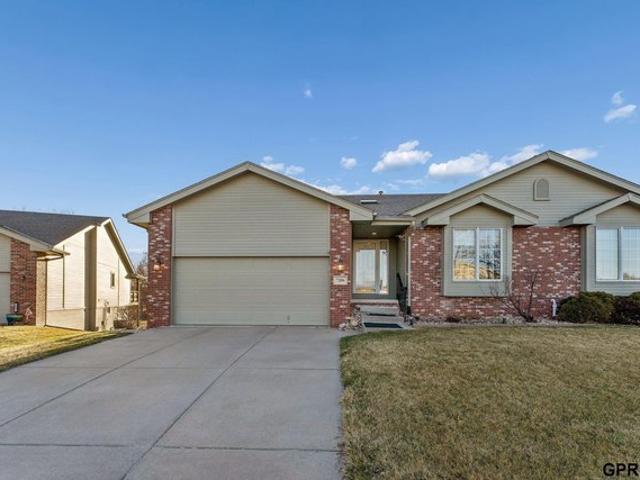 7206 S 157th St, Omaha, NE 68136