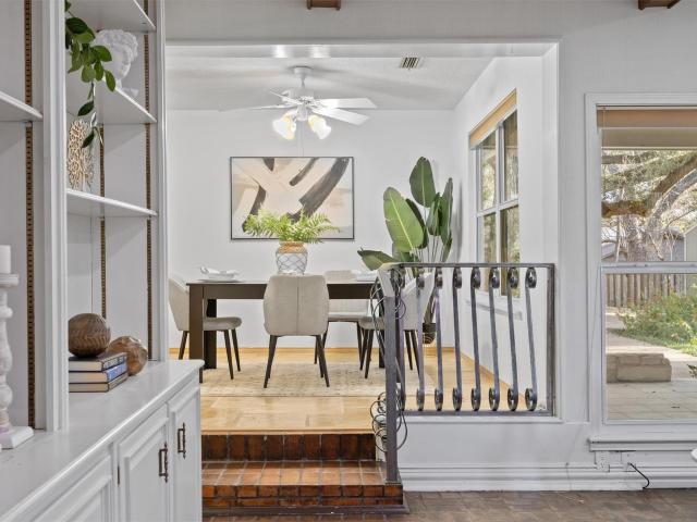 7207 Mesa Dr