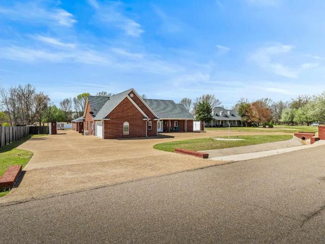 7207 N Richland Drive
