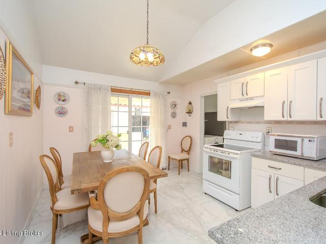 7207 Ethan Allen Way