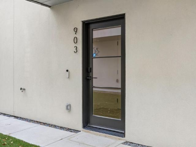 7207 Gaston Avenue # 903