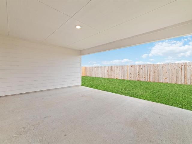 7207 Sunbreeze Lane