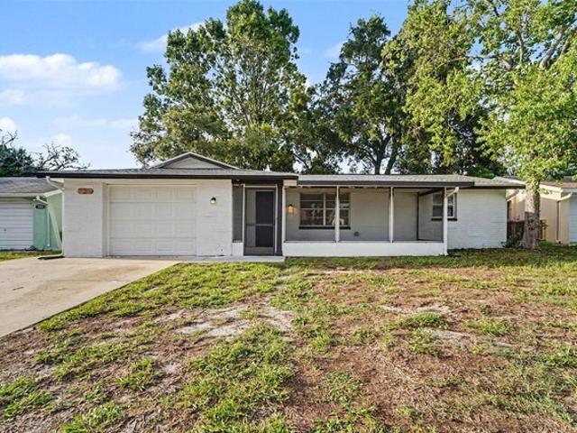7207 Sandalwood Dr, Port Richey, FL 34668