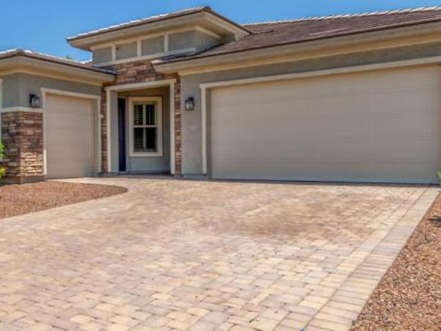 7209 N 85th Ln, Glendale, AZ 85305