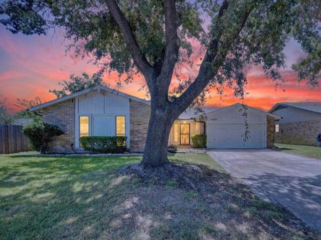 7209 W Cleburne Rd, Fort Worth, TX 76133