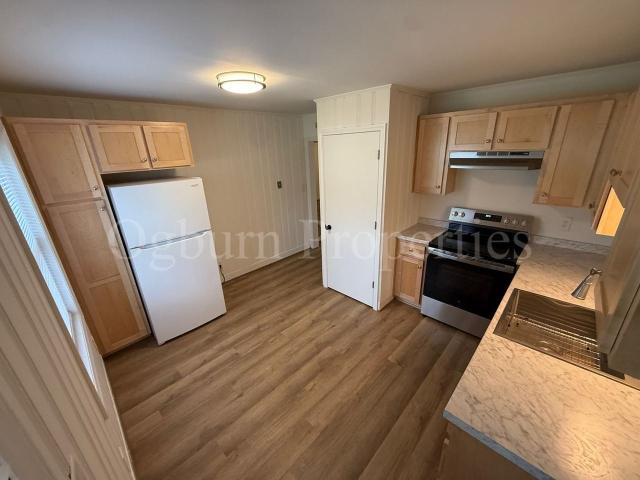 720001 513 525 S. GREEN STREET 2 Bedroom Apartment for Rent at 513 S Green St, Winston Salem, NC 27101 Wachovia Highlands