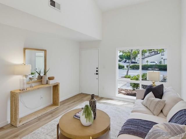 7200 Melody Lane 2