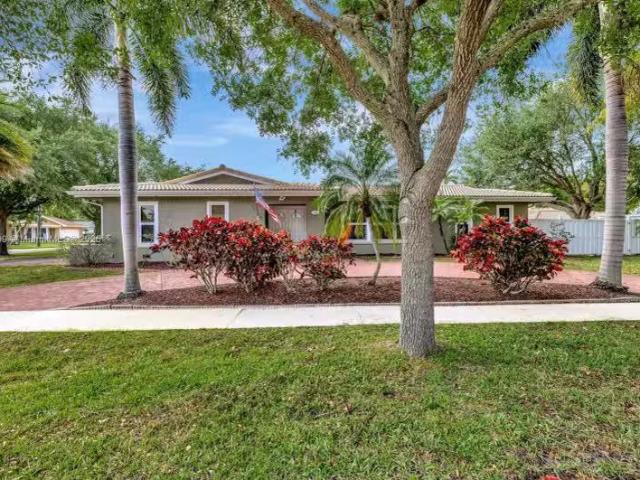 7200 NW 9th St, Plantation, FL 33317 MLS A11774699