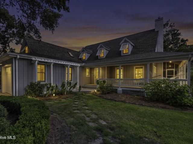 7200 Airlie Pl, Wilmington, NC 28403