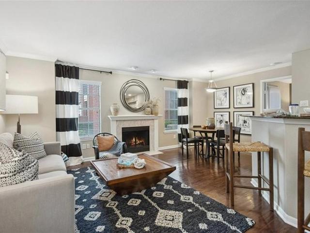 7200 Almeda Rd Apt 805, Houston, TX 77054