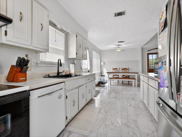 7200 Lamesa Ln, Bartlett, TN 38133 | MLS #10219 | Compass