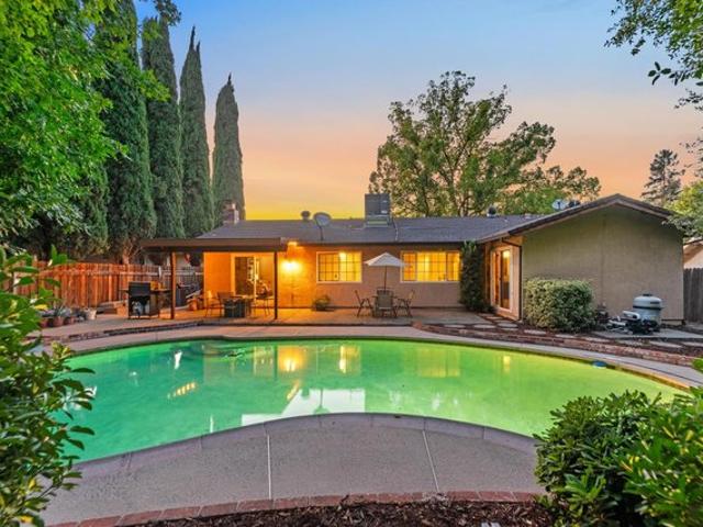 7200 Spicer Dr, Citrus Heights, CA 95621