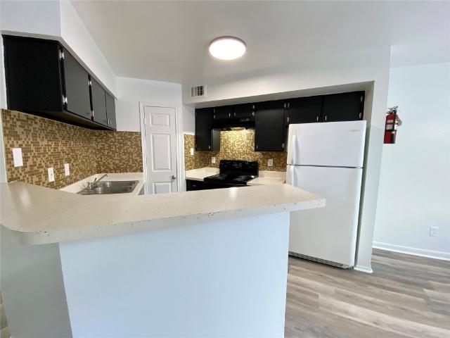 7200 W T C Jester Blvd, Unit 2502