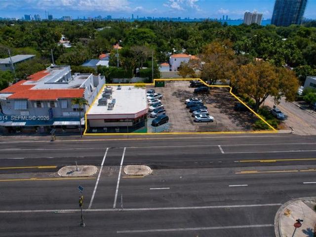 7201 Biscayne Blvd, Miami, FL 33138