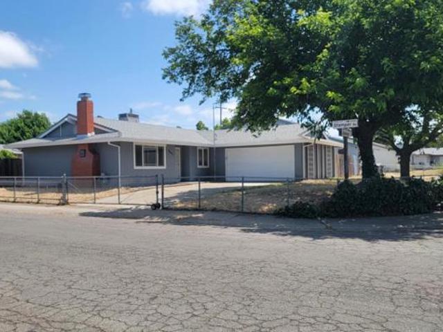 7201 Gilmour Ct, Sacramento, CA 95828