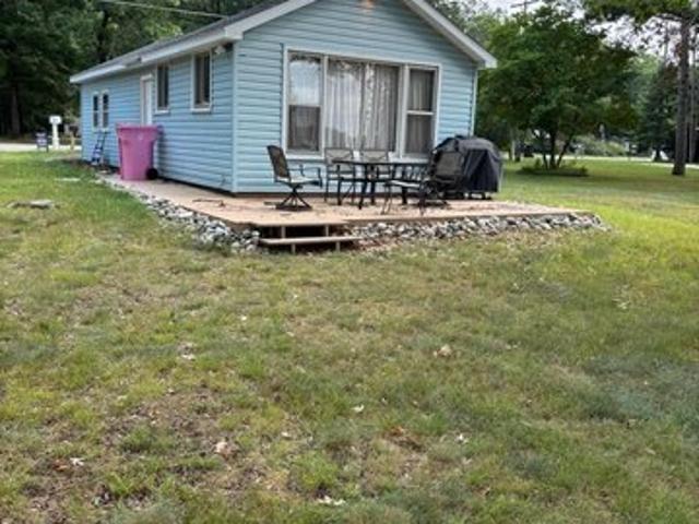 7201 Loud Drs, Oscoda, MI 48750