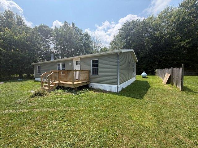 7201 Snodgrass Rd, Jamestown, PA 16134