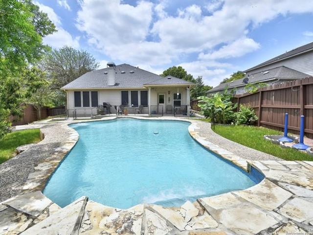7202 Carriage Oaks, San Antonio, TX 78249