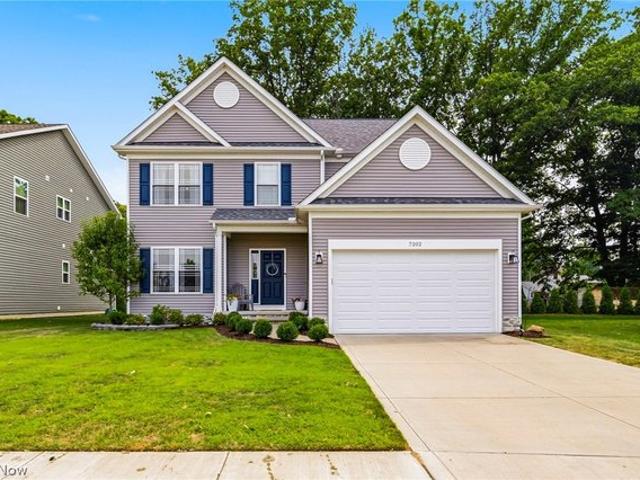 7202 Elivia Ln, Mentor, OH 44060