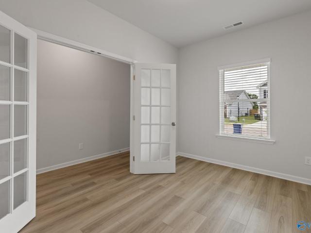 7202 Fox Glen Circle