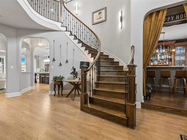 7202 Greystone Lane