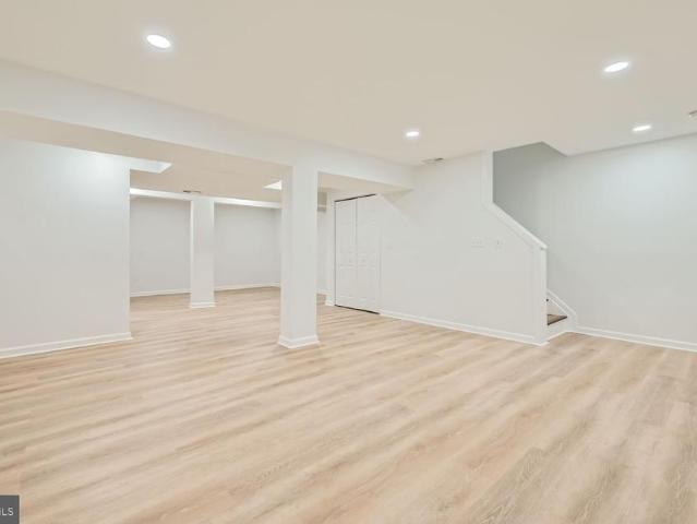7202 Rutherford Green
