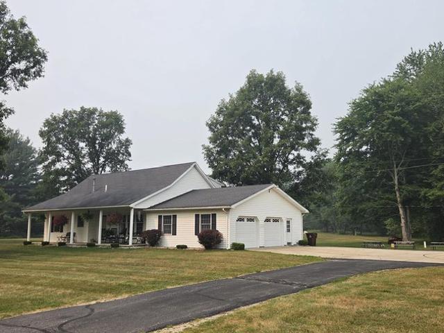 7202 S Garlock Rd, Carson City, MI 48811