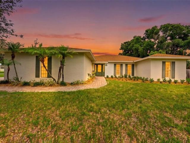 7202 Spring Valley Dr, Tampa, FL 33615