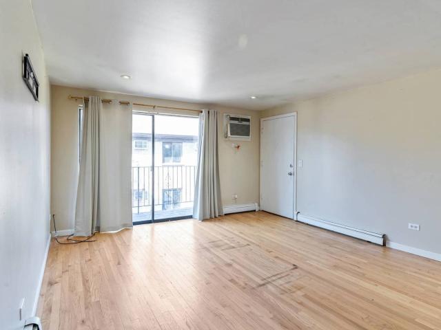 7202 W Wrightwood Avenue # 3S