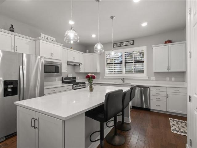7202 Wilton Dr N, Naples, FL 34109 | MLS #226008 | Compass