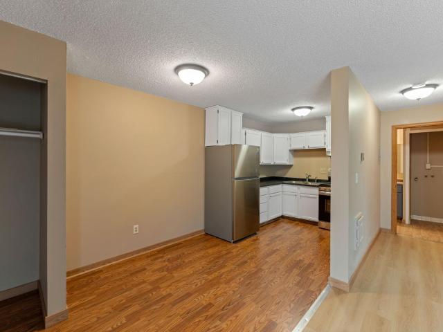 7202 72nd Ln N, Brooklyn Park, MN 55428 | MLS #7054