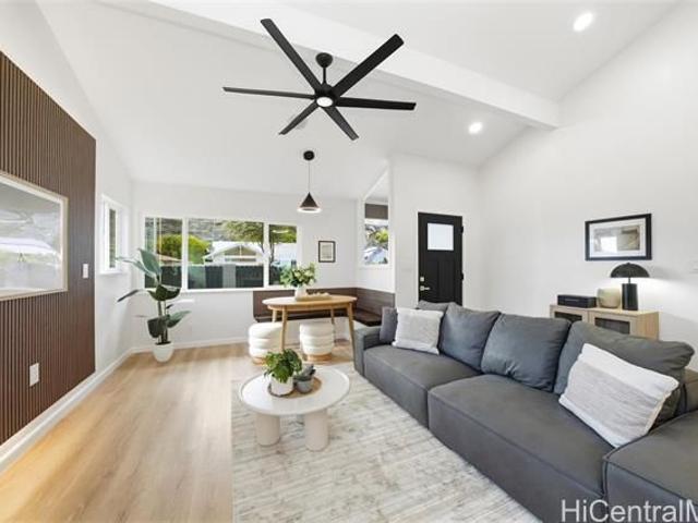 7203 Opaekaa Street, Honolulu, US, HI