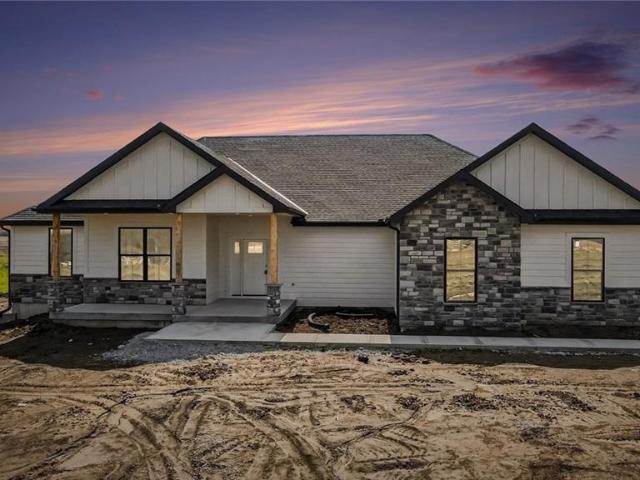 7203 92nd Hwy, Smithville, MO 64089 | MLS #2587 | Compass